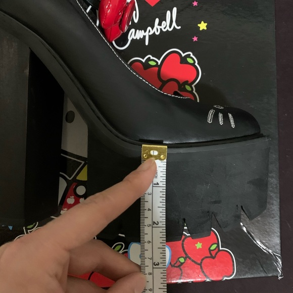 Jeffrey Campbell | Shoes | Jeffrey Campbell Hello Kitty Platforms ...